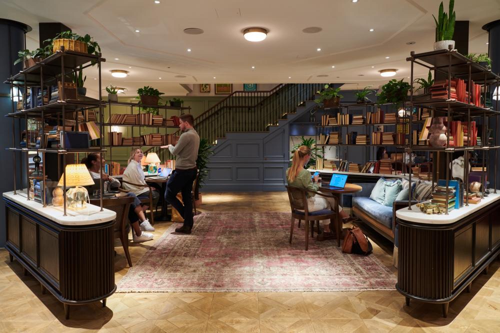 Private members club London, lifestyle photography by Amy Murrell