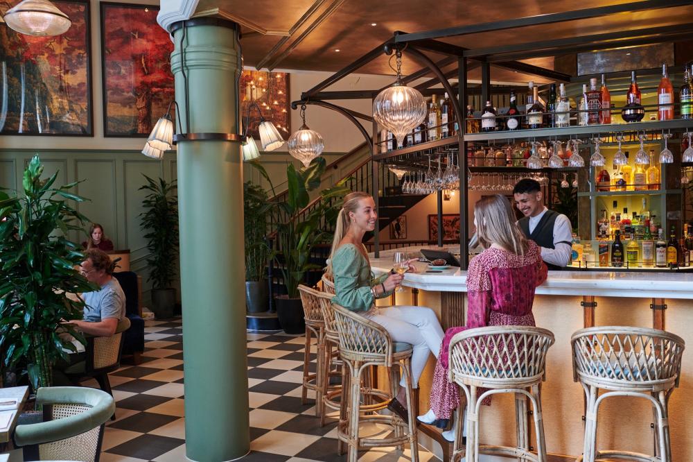 Private members club London, lifestyle photography by Amy Murrell